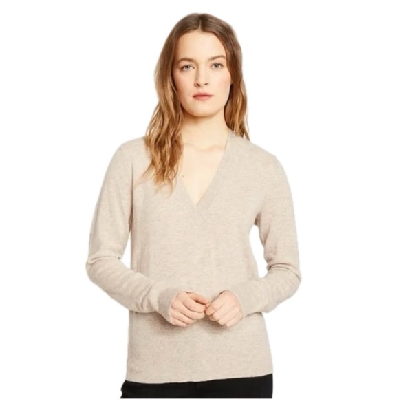 Universal Standard | Sweaters | Universal Standard 0 Pure Cashmere V ...